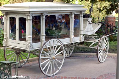 Driving the Dead, A History of the Hearse - TalkDeath