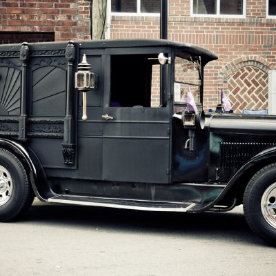 Driving the Dead, A History of the Hearse - TalkDeath